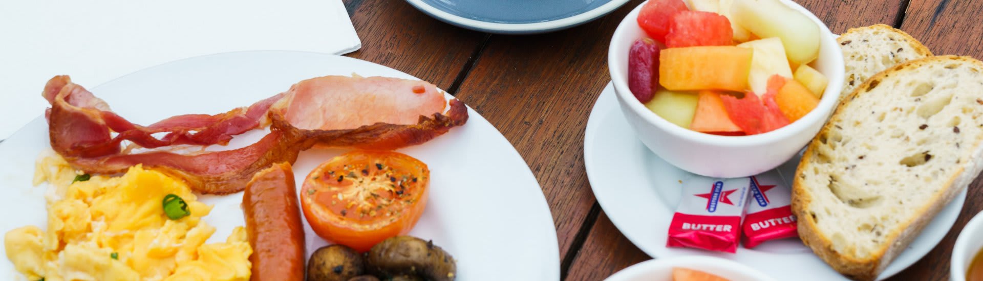 The Lilypad | Restaurants | Oaks Port Douglas Resort