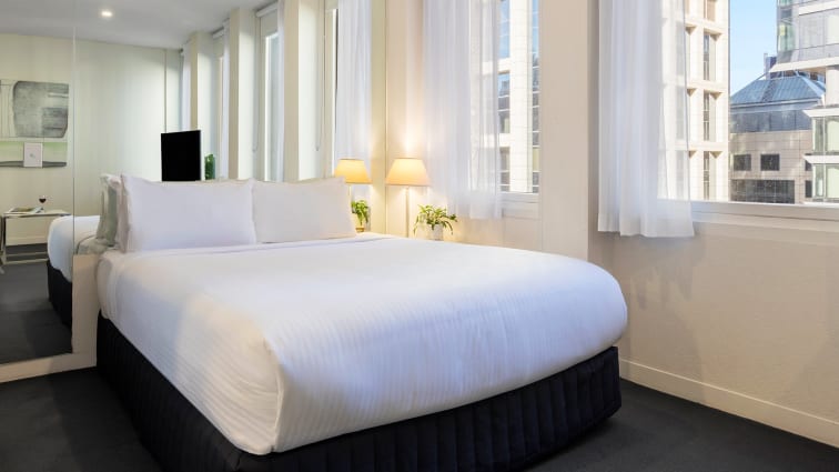 Oaks Melbourne on Collins Suites | Hotels Melbourne CBD