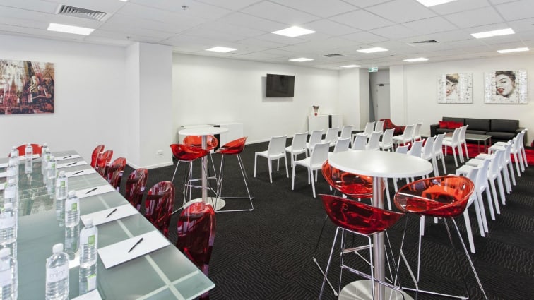 Oaks Melbourne St Kilda Road Hotel | Hotel on St Kilda Road Melbourne