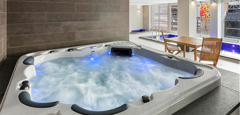 Oaks Adelaide Embassy Suites | Official Website | Serviced Apartments ...